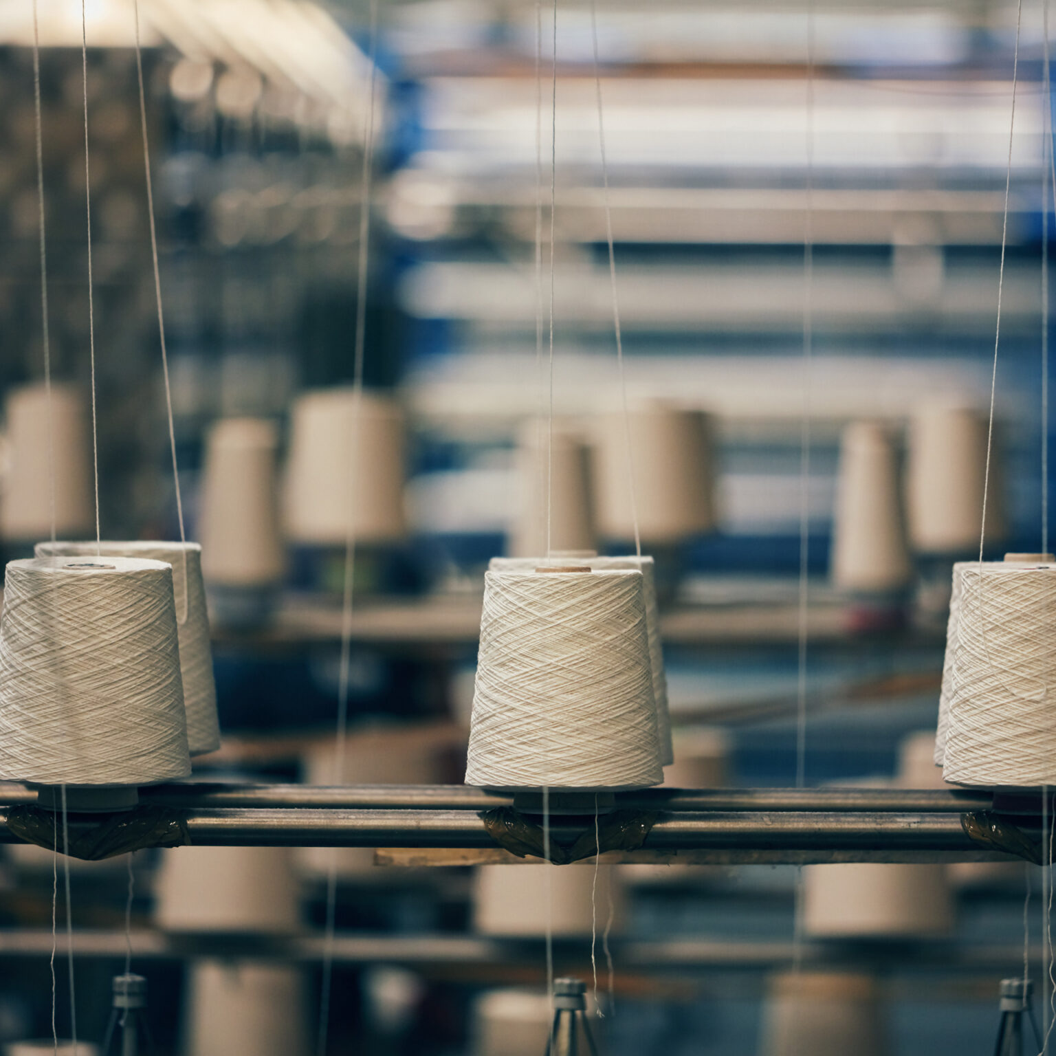 How to Choose the Right Clothing Factory? | Urth Apparel Academy